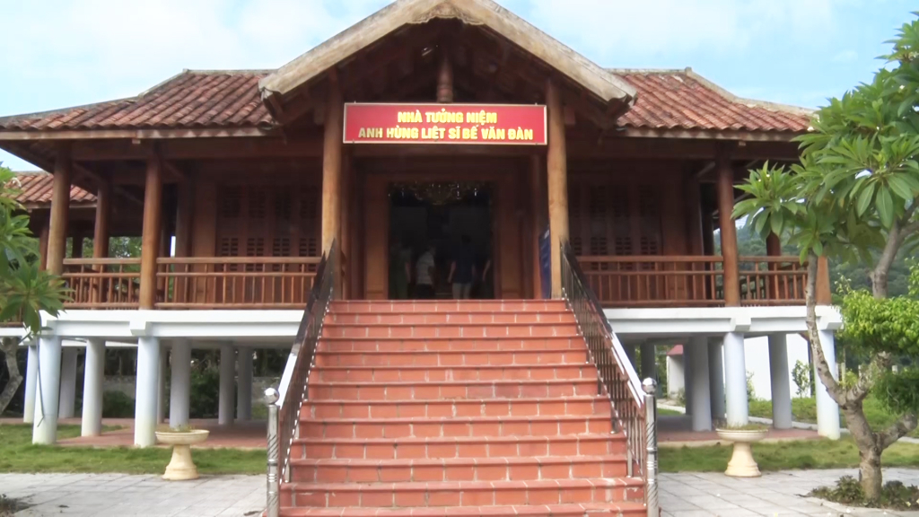 Hát mãi về Anh hùng liệt sĩ Bế Văn Đàn - Báo Cao Bằng điện tử
