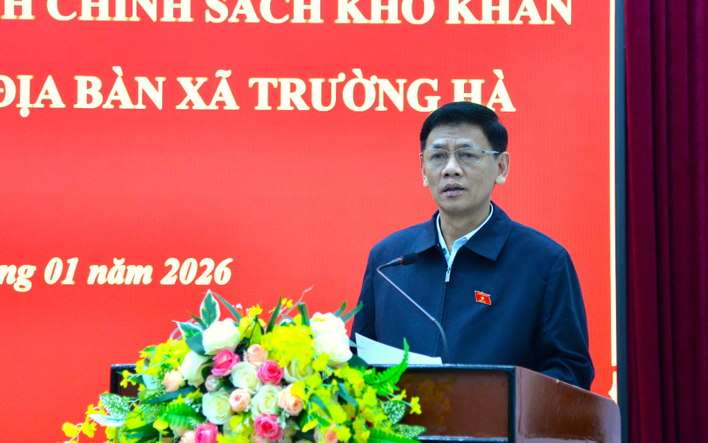 Đoàn công tác Hội đồng Dân tộc của Quốc hội thăm, tặng quà tại xã ...