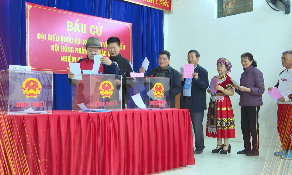 Hướng dẫn quy trình bỏ phiếu bầu cử - Báo Cao Bằng điện tử